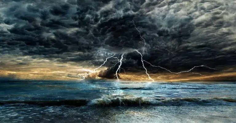 The Spiritual Significance of Storms in the Bible - John Baptist Church