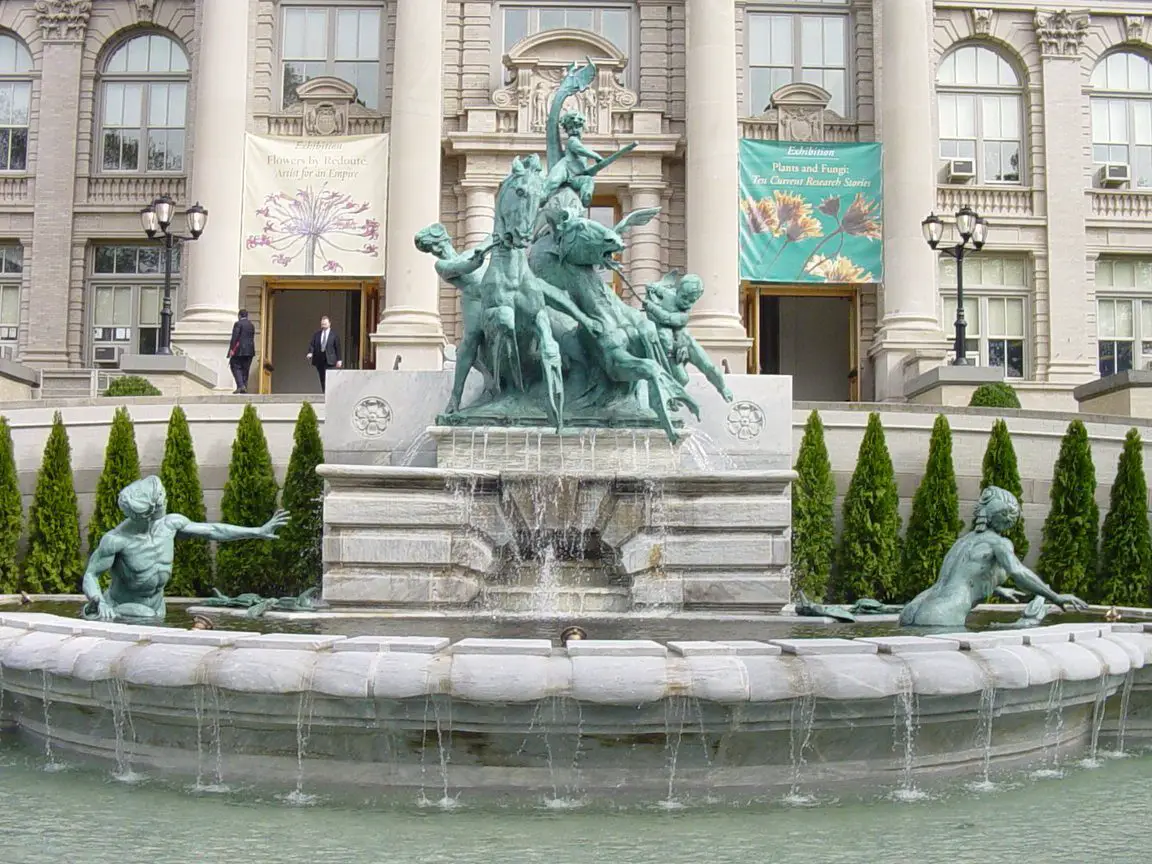 The Sacred Significance of the Fountain of Life: Exploring its Biblical ...